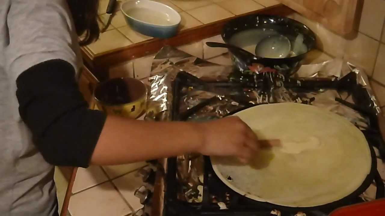 les premières crêpes breizh sur bilig de méli - YouTube