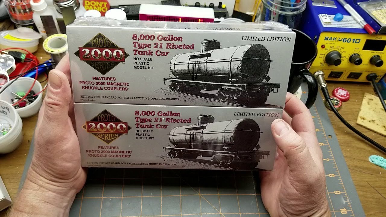 model kit build - 8000 gallon tank car - YouTube