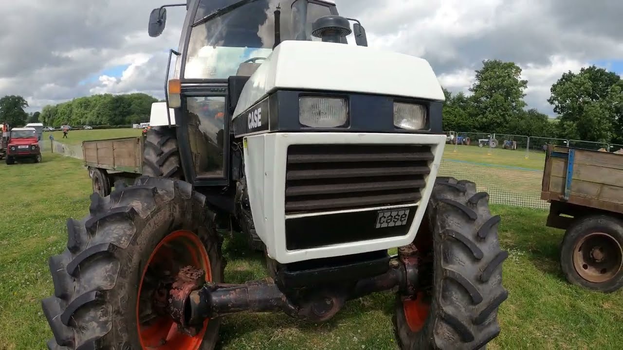 1984 Case IH 1390 4X4 3.6 Litre 4-Cyl Diesel Tractor (66 HP) - YouTube