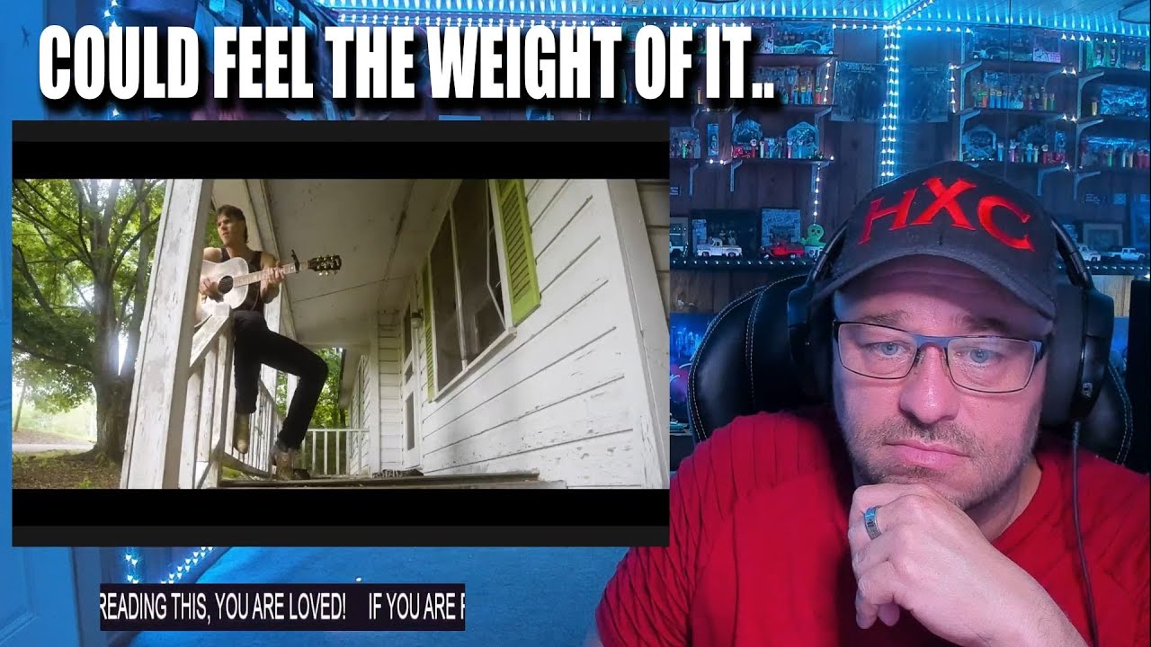 Riley Thomas - Angels (Official Visualizer) REACTION! - YouTube