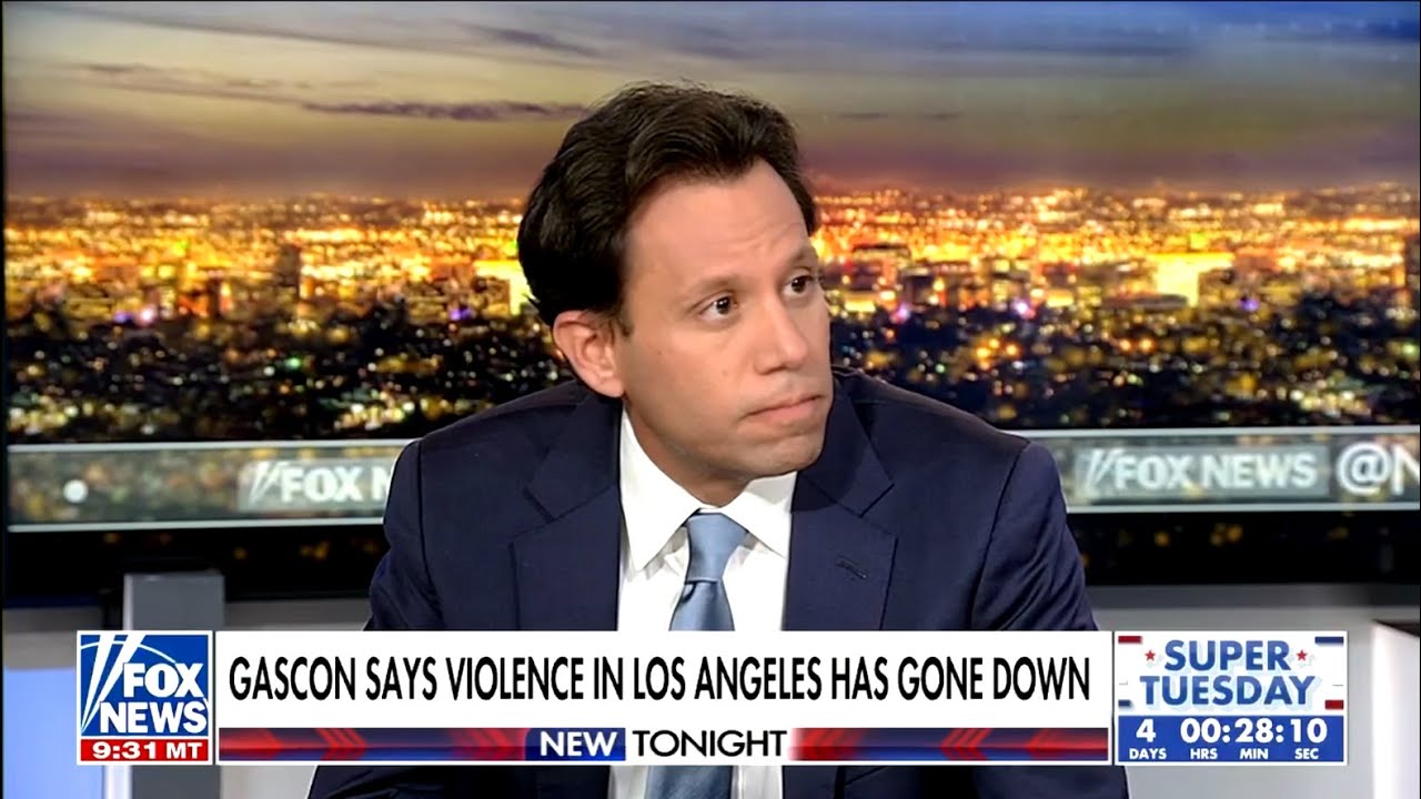 Jeff Chemerinsky on Fox News with Jonathan Hunt - YouTube