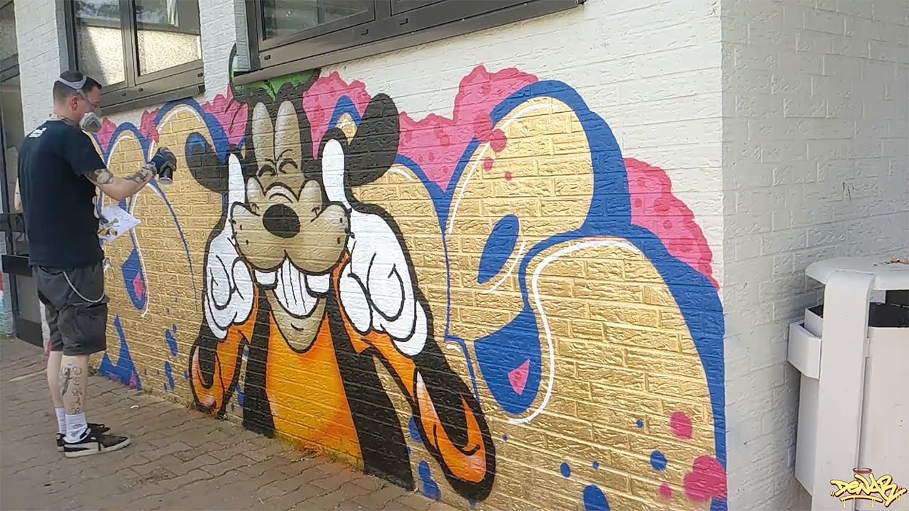 SMILE / Good Mood Graffiti Spray / Laugh Every Day / Gold Oldschool ...
