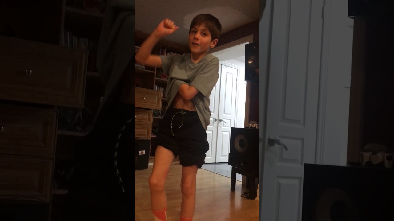 Armpit Farts on Fleek - YouTube