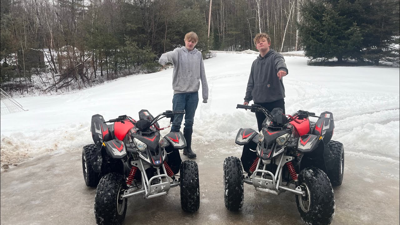 Two pit wheelers - YouTube