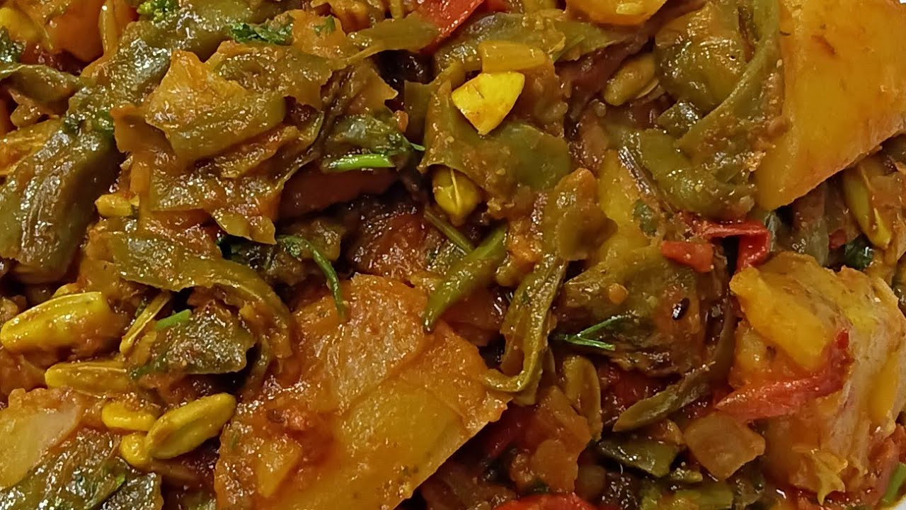 आलू सेम फली की स्वादिष्ट सब्जी | Aloo Sem Phali Sabji Recipe | Quick ...