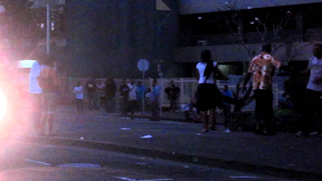 FIGHT IN SUVA-NIGHT LIFE 02 - YouTube