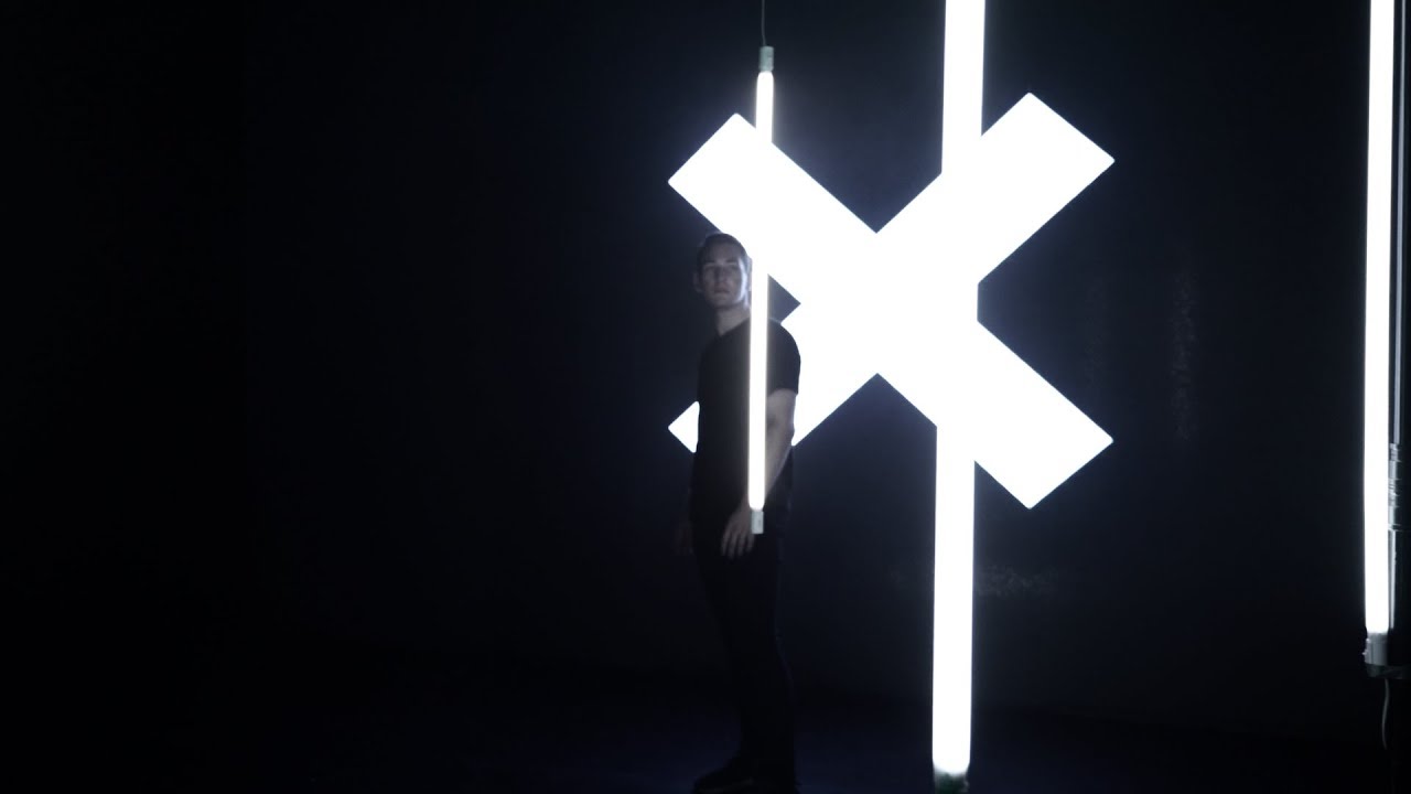Playing with a LED wall⎪2D animations in AE - YouTube