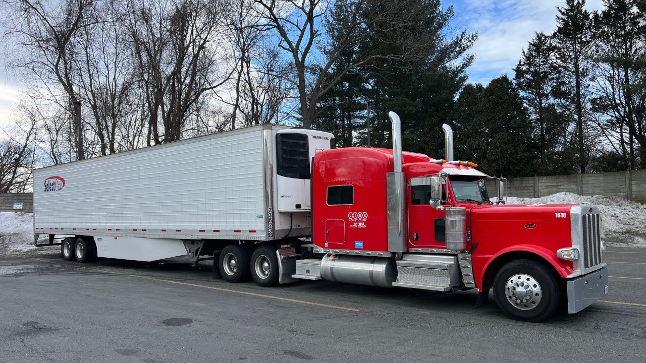 PETERBILT 389 MAKING EARLY MORNING DELIVERY TO BUDWEISER DAYTONA BEACH ...