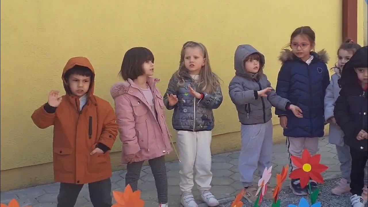 Прв пролетен ден - YouTube