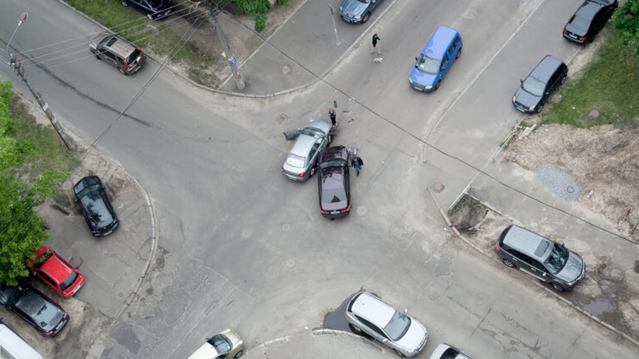 Intersection Confusion #2 | Car Crash Compilation 2021 - YouTube