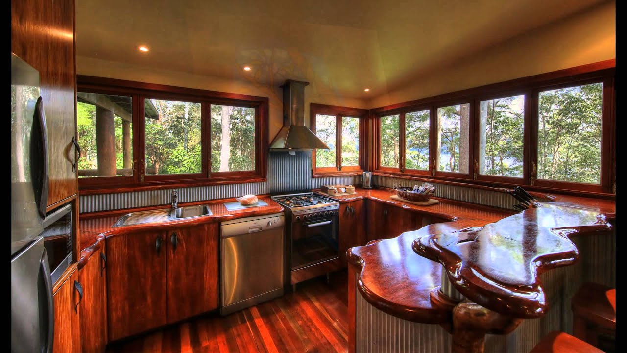 Secrets on the Lake - The Nest Treehouse presented by Peter Bellingham ...