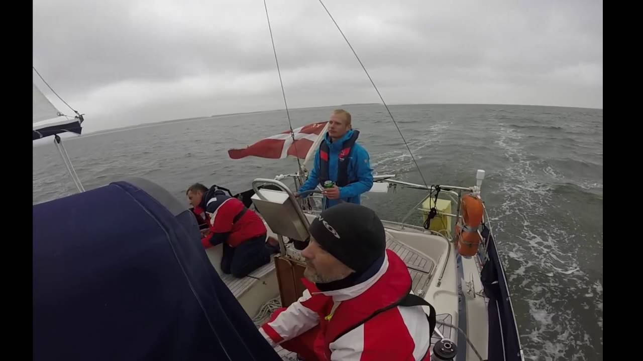 Sailing bavaria caribia 340 Struer - Bogense - YouTube