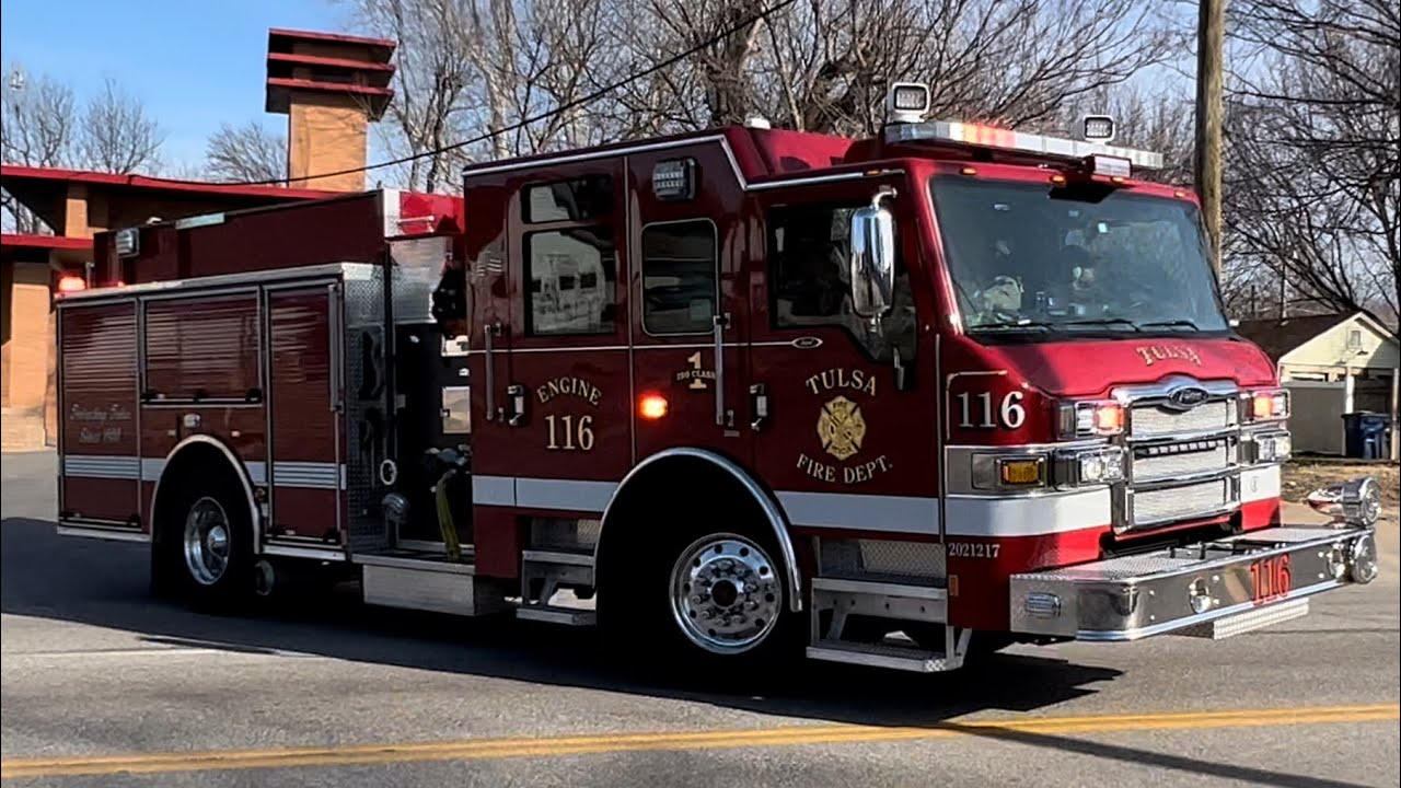 *BRAND NEW* Tulsa Fire Department Engine 116 Responding from Quarters ...