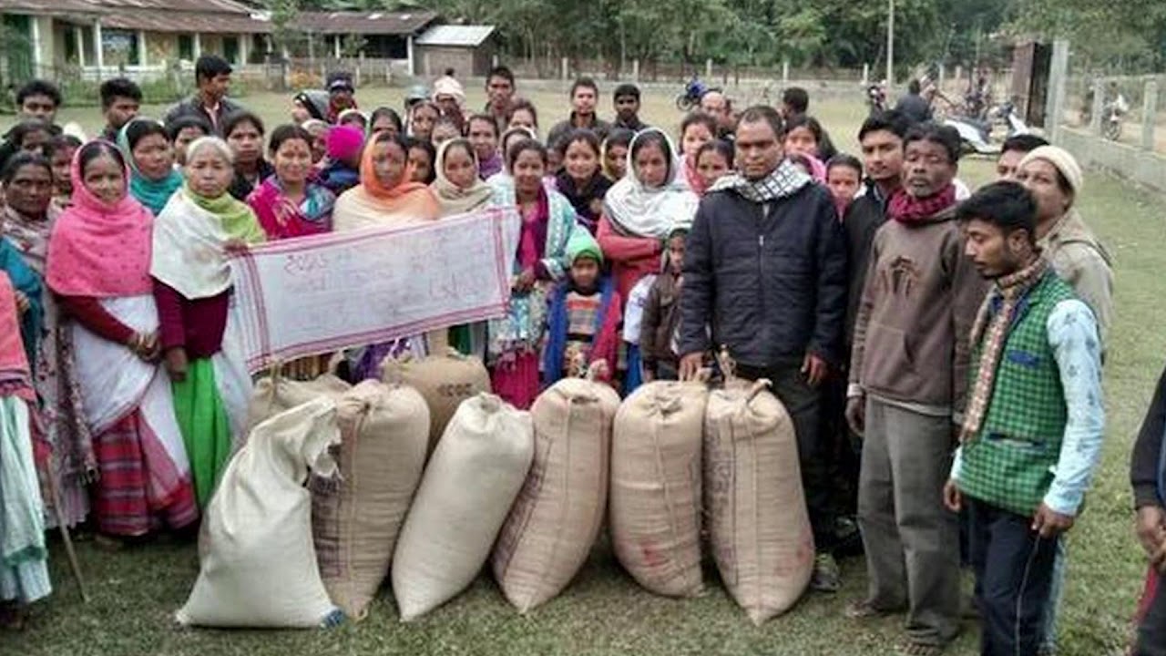 Farmers in Assam Sell Rice to Support Fight against CAA - YouTube