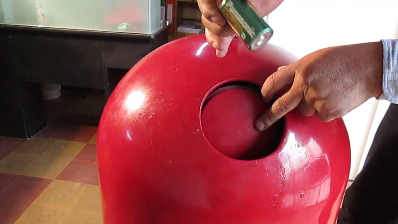 Contenedor de pilas y baterias reciclables - YouTube