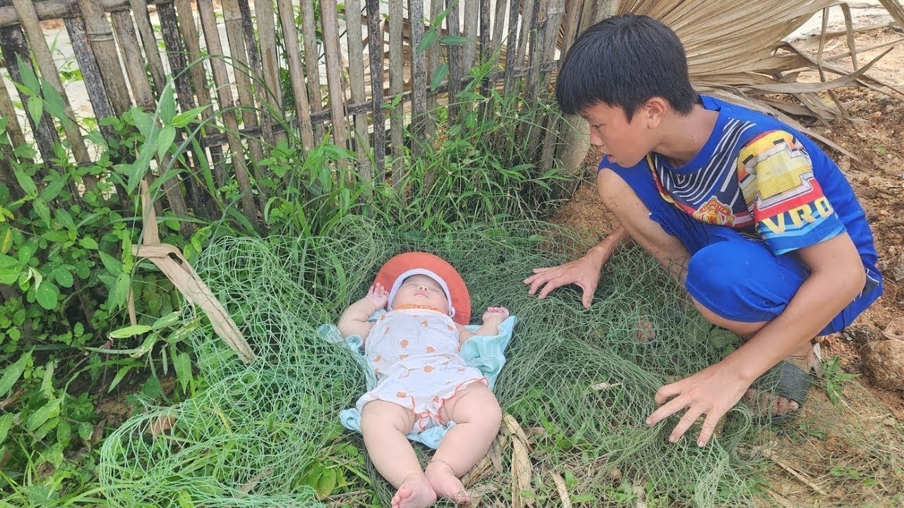 Full Video The highland boy rescues the abandoned child. - YouTube