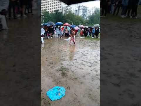 Cewek Dance Becek Becek......