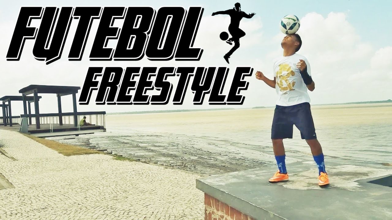 APRESENTAÇÃO DE FUTEBOL FREESTYLE - YouTube