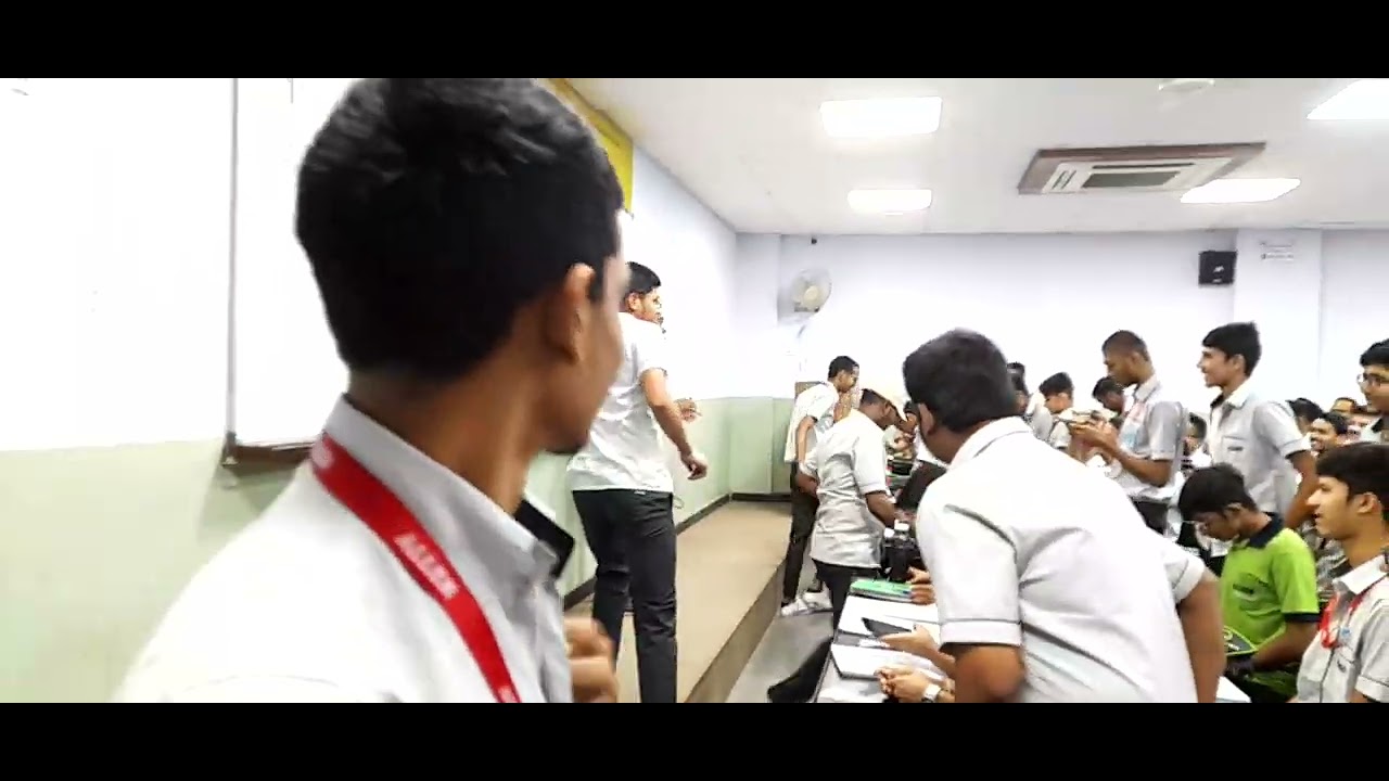 Allen classroom enjoy Samyak 1st Landmark City 🤪🤪 - YouTube