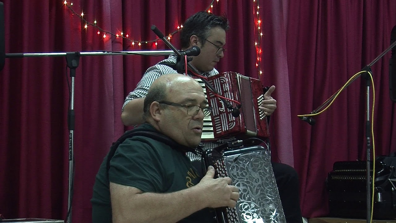 Acordeonistas Portugueses - HUGO SAMPAIO - YouTube
