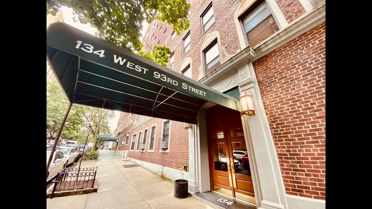 134 W93 #8D - Video Tour - YouTube