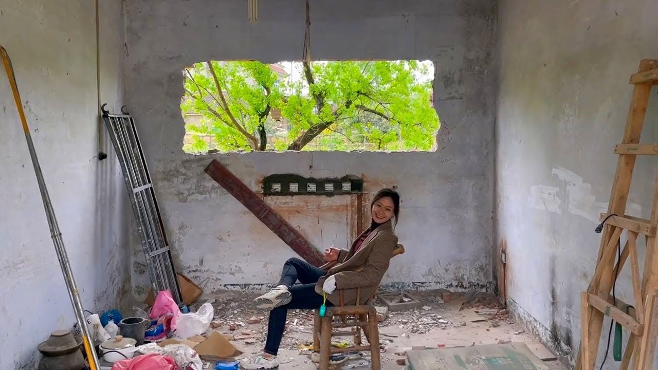 A pretty city employee goes home to repair a dilapidated house - YouTube