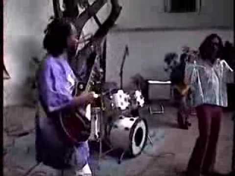 Mono Cilindrero (Oaxaca) - You Shook Me - YouTube