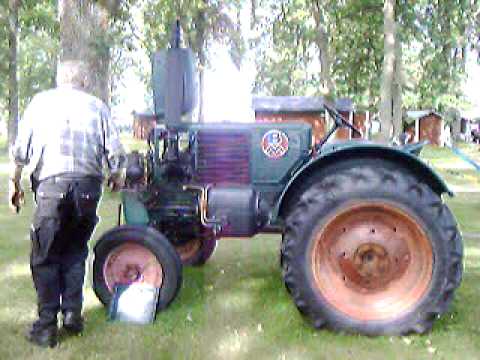 Bolinder-Munktell BM 10 - YouTube