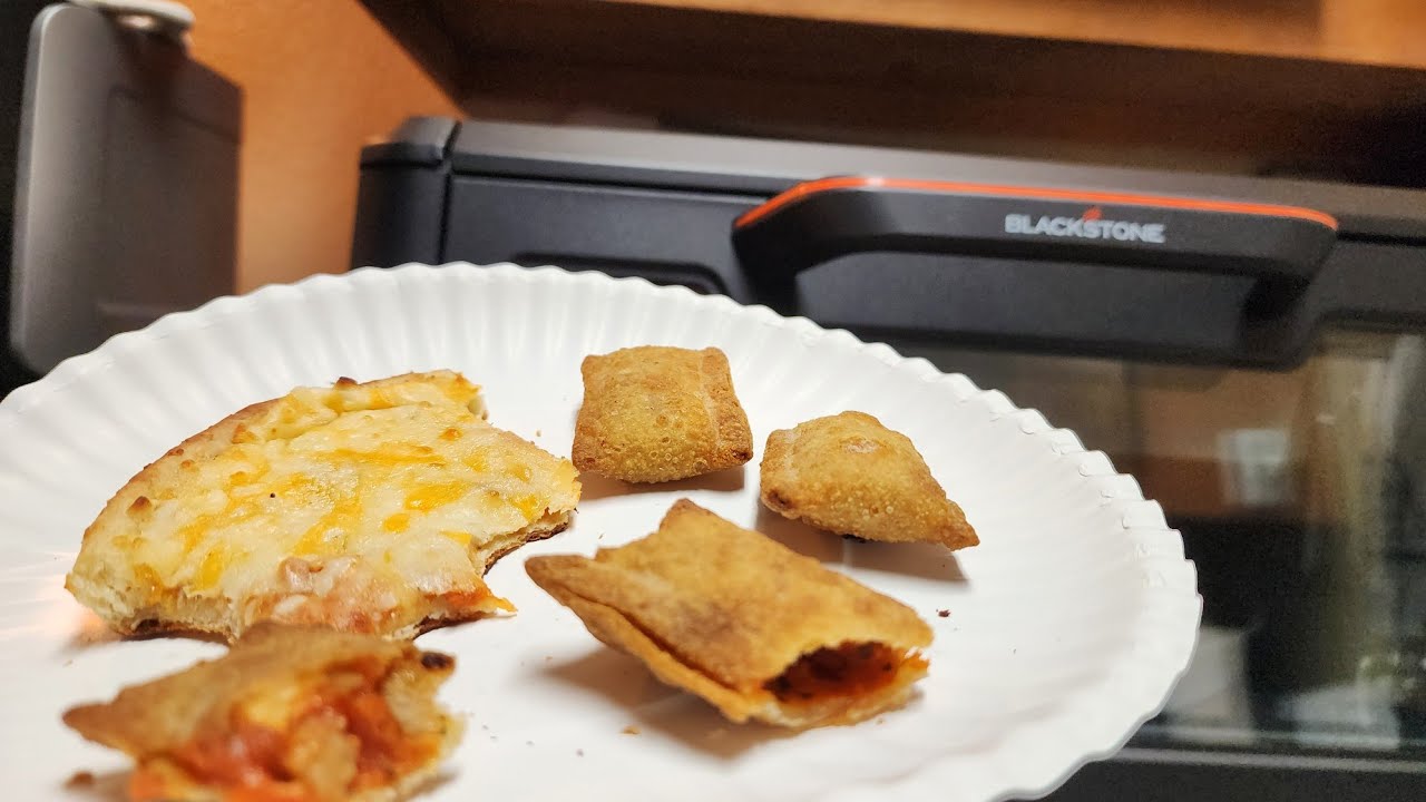 single pizza and pizza snacks in the new Blackstone e-series electric ...