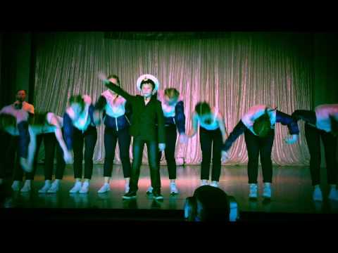 Super dance - Young pilot and stewardess / Супер танцевальный номер!