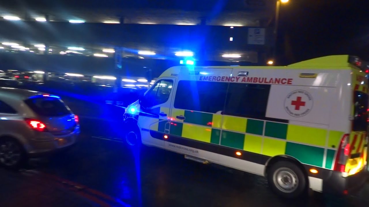 British Red Cross [RV0001] | Emergency Ambulance | Renault Master ...