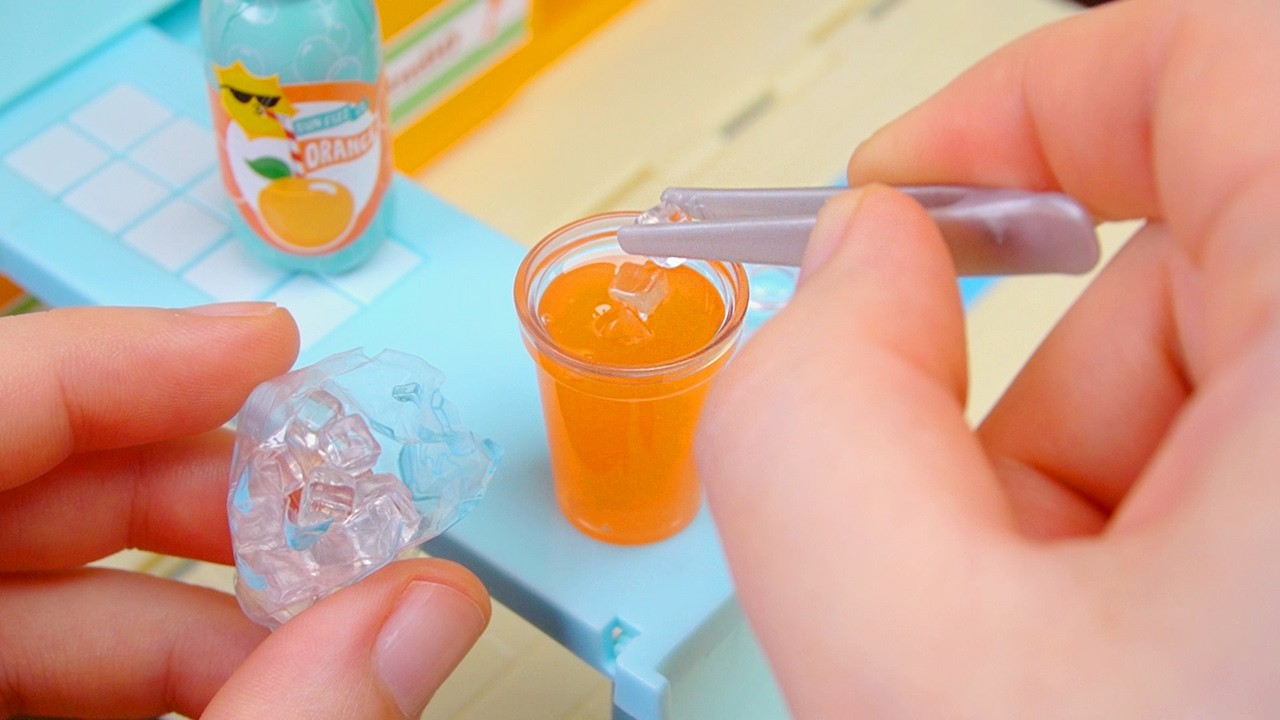 🥤미니벌스 음료수 2종 Miniverse Blue Razz Slushie and Orange Soda - YouTube
