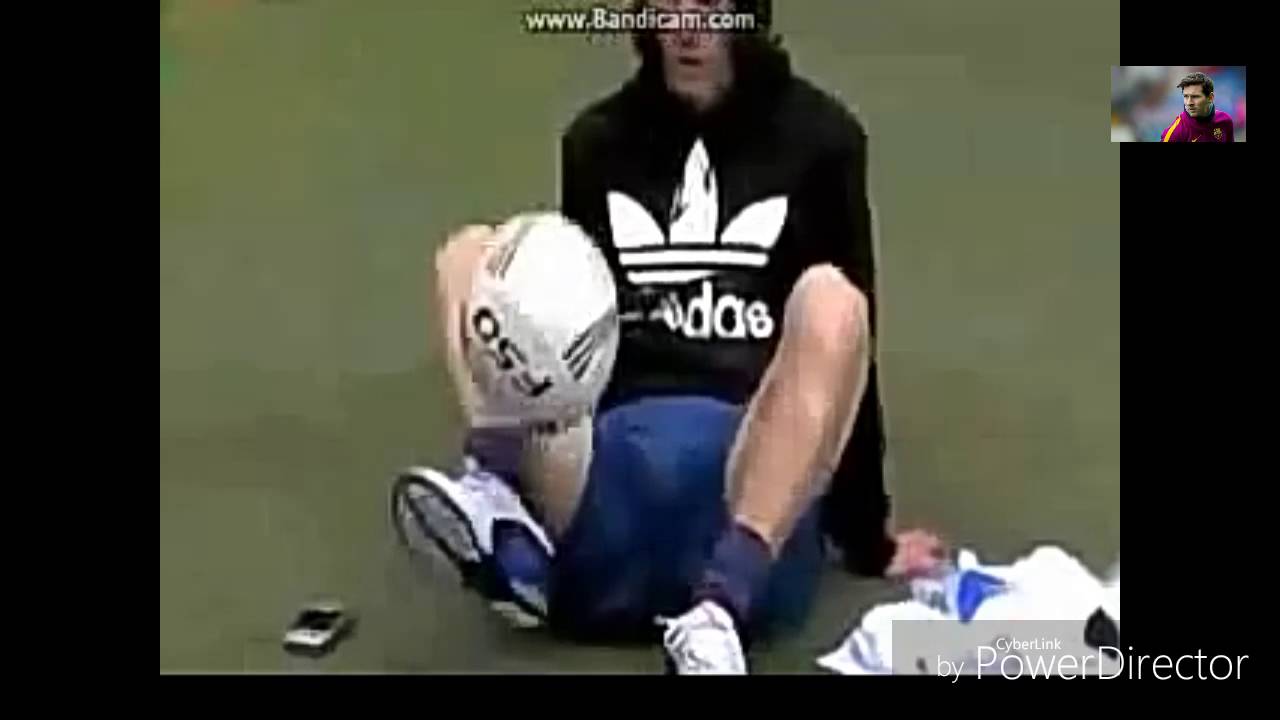 MESSI • SKILLS AT TRAINING • | HD - YouTube