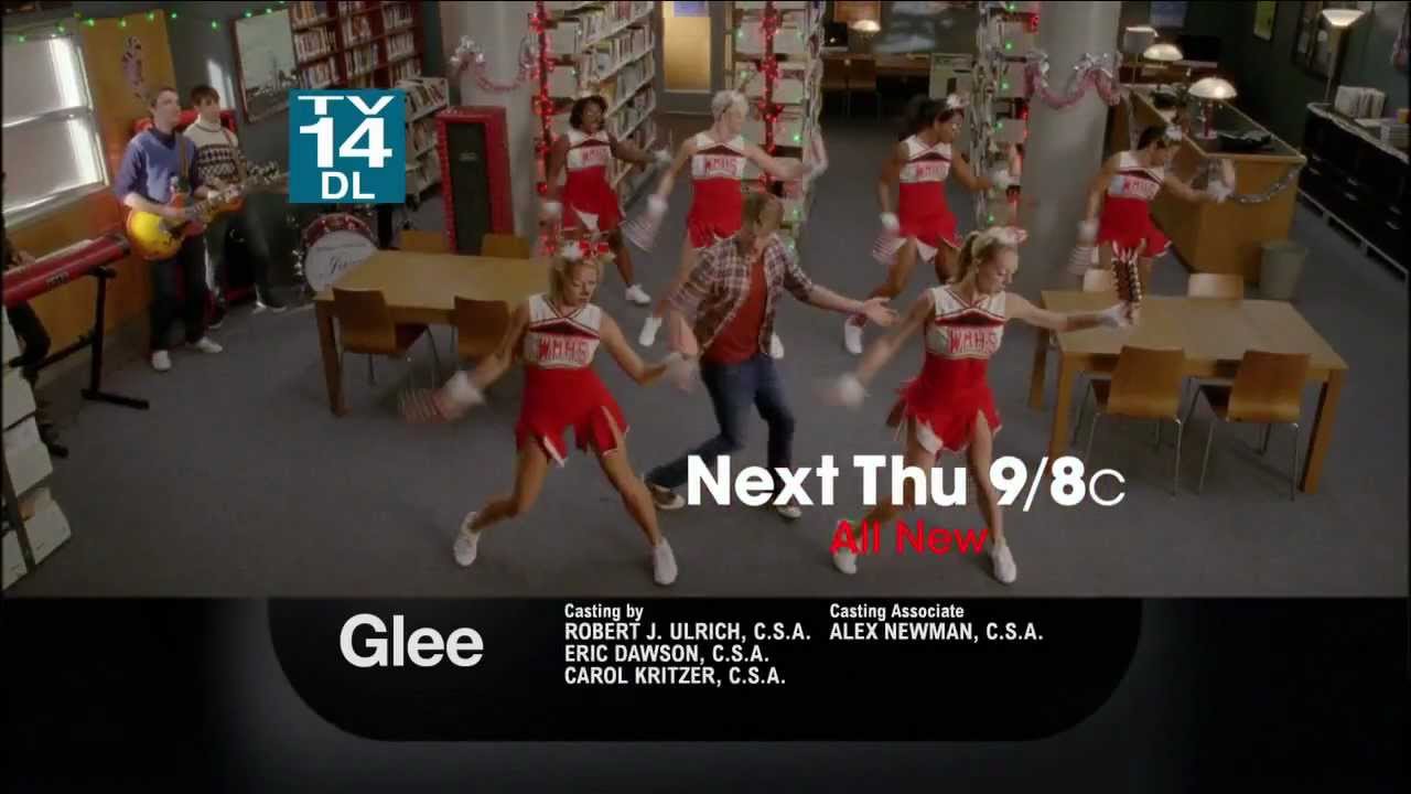 Glee 4x10 Promo "Glee, Actually" (HD) - YouTube