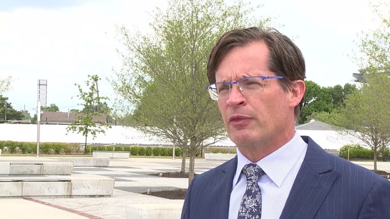 Doug Boles on Indy 500's decision to run at half capacity - YouTube