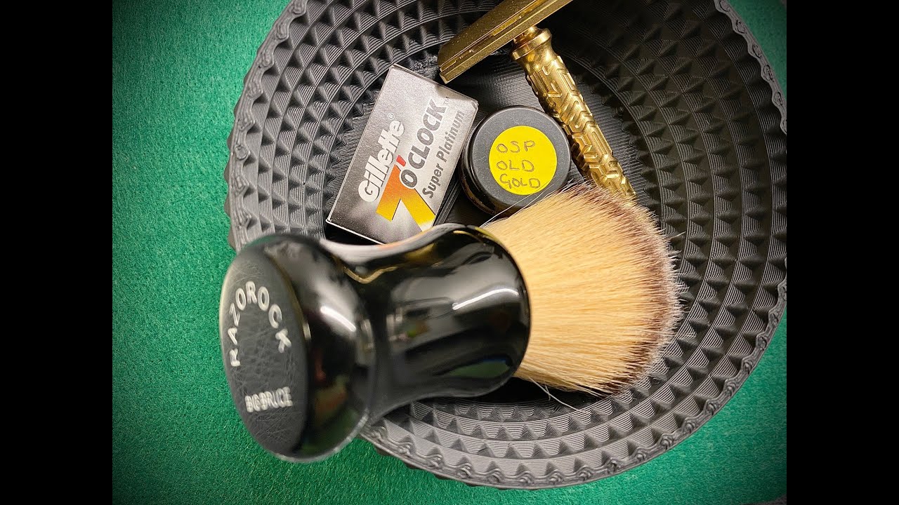 CHARCOAL EVERYDAY BRASS RAZOR - YouTube