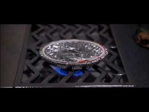 Scary movie ( 2000) opening scene. Funny clip
