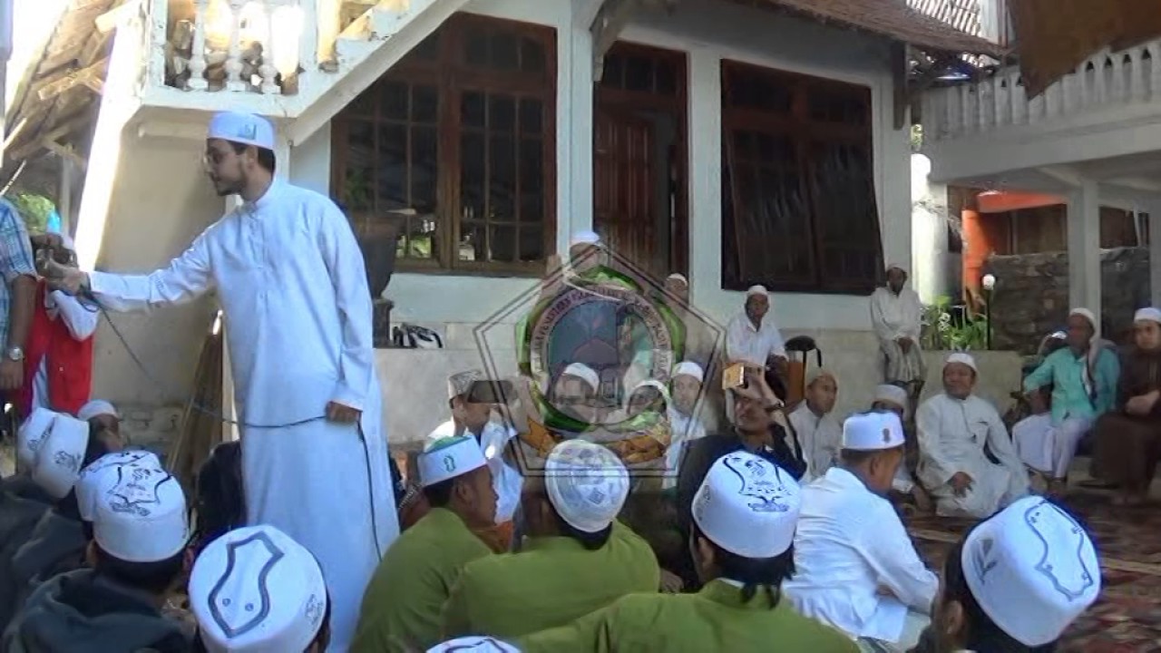 Mustofa Atef di Madura bersama RKH M ROFII BAIDHOWI Pengasuh Al-Hamidy ...