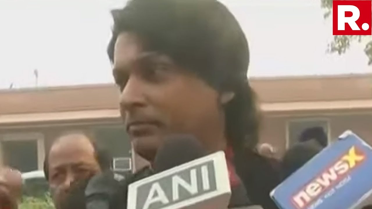 Rahul Easwar Speaks To Media As Supreme Court Refers Sabarimala Review ...