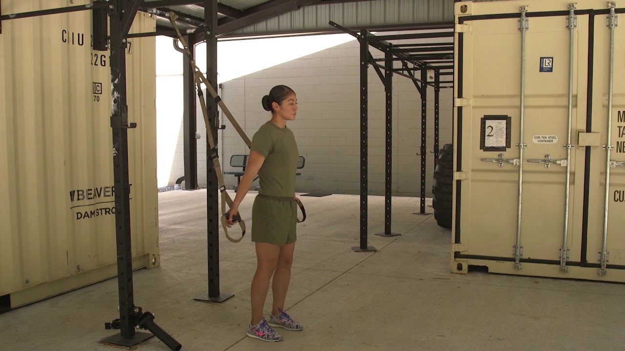 Marines Force Fitness-TRX Forward Lunge with Hip Flexor Stretch - YouTube