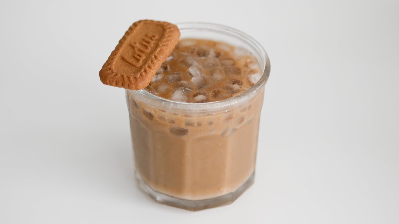 Iced Lotus Biscoff Latte 🍪🥛☕️ - YouTube