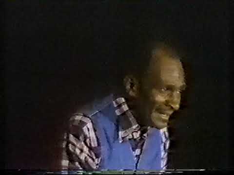 Chuck Green "I'm Beginning To See The Light" 1977 - YouTube
