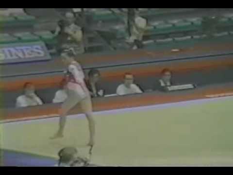 Rowena Roberts 1992 Europeans FX - YouTube