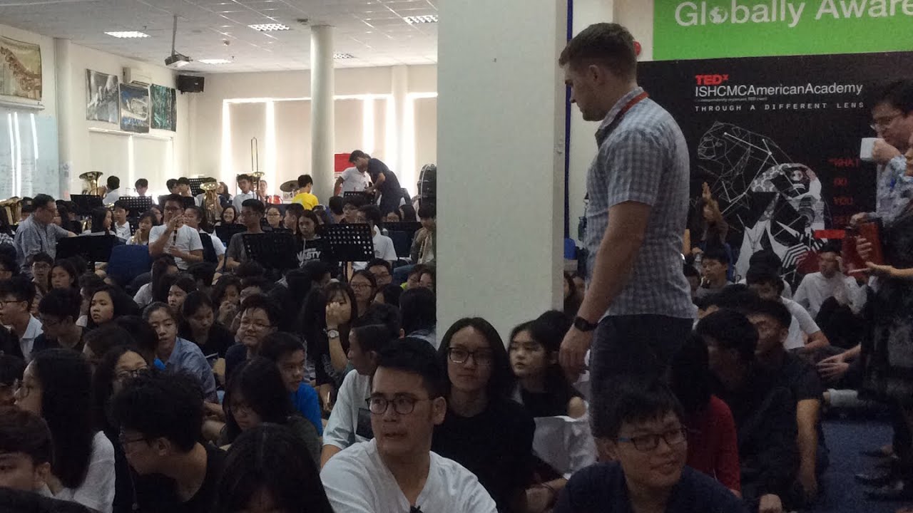 Christmas at ISHCMC-AA - YouTube