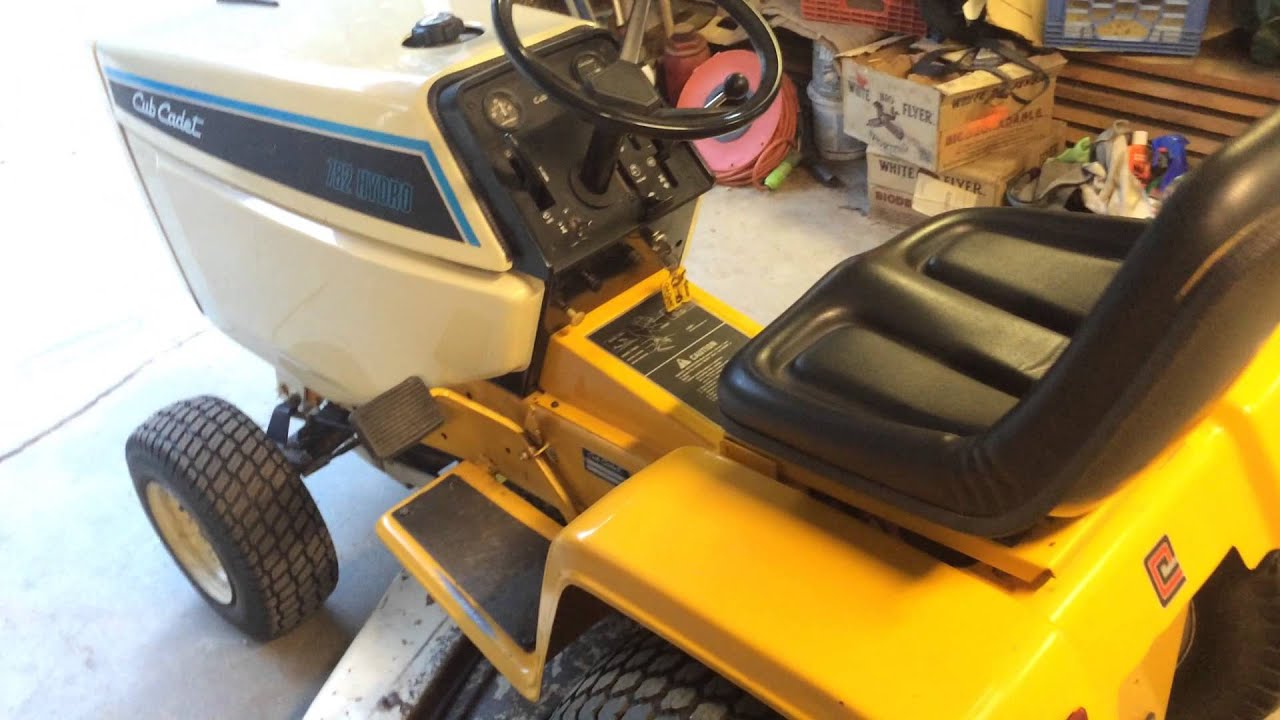 cub cadet 782 walkaround and drive - YouTube