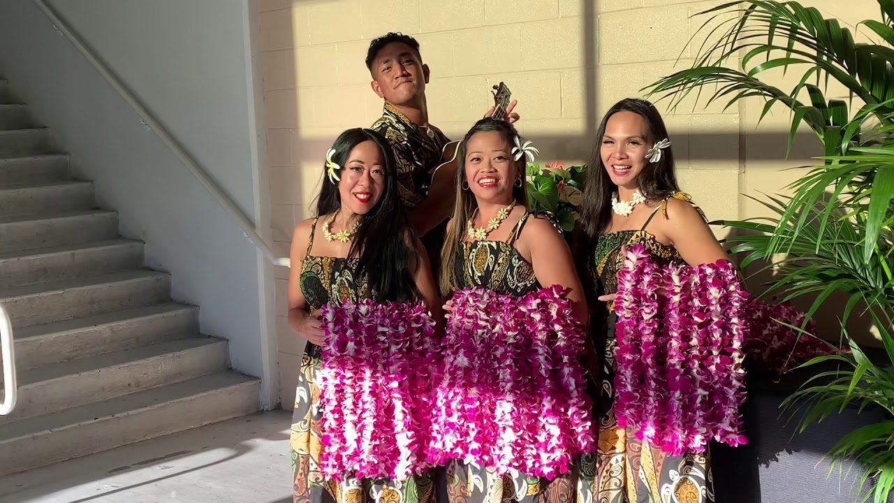 Lei Greeters Las Vegas - Hula dancers for Luau Shows - YouTube