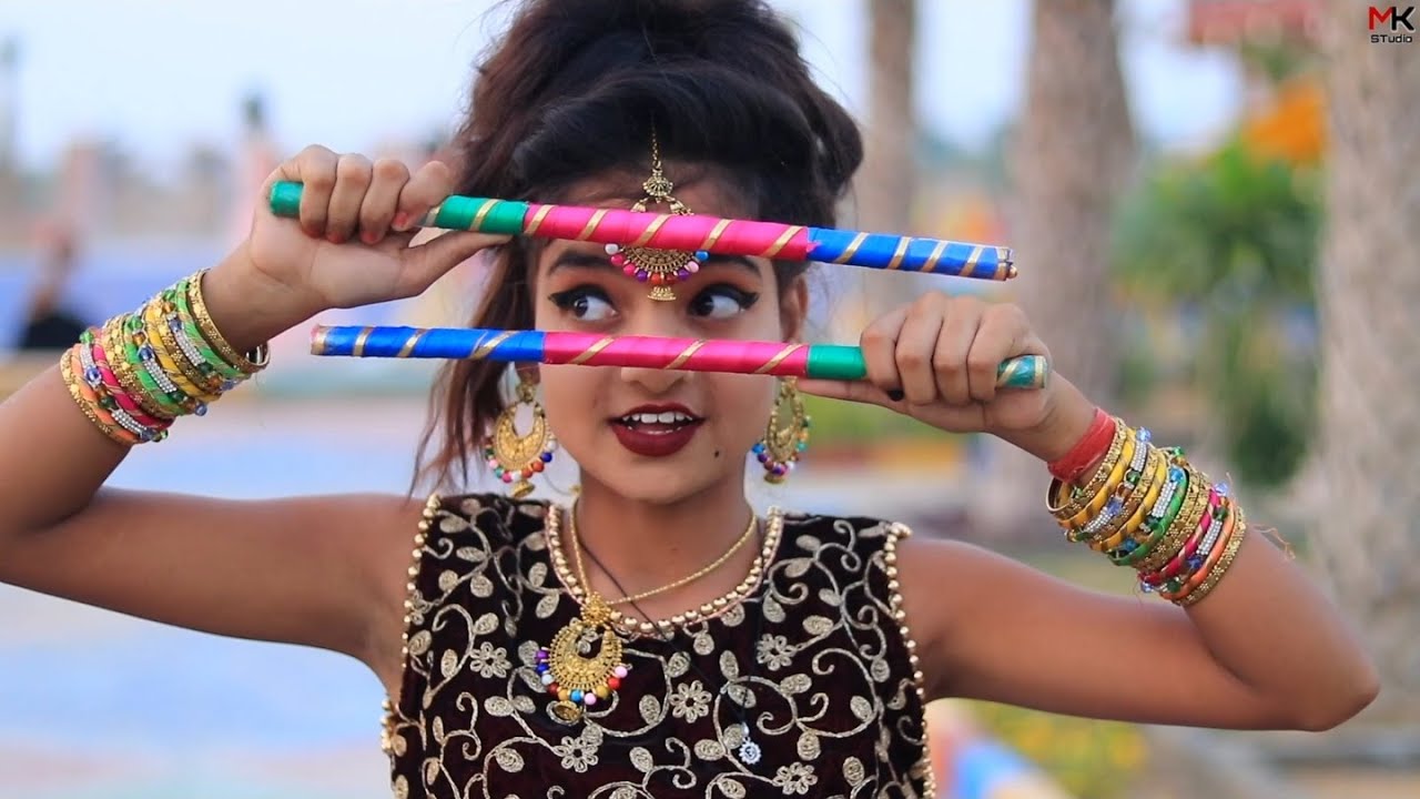 Choodiyan | Jackky Bhagnani | Dandiya Dance | Happy Navratri | Payal ...