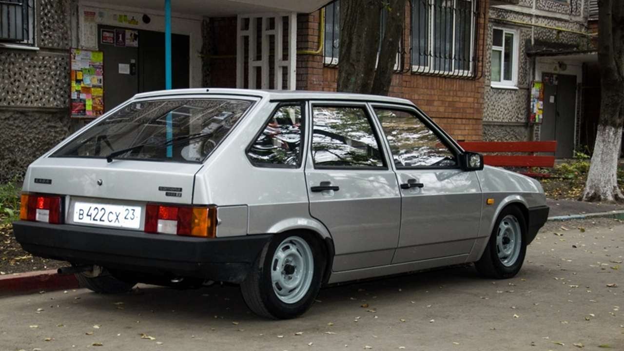 #1783. Lada with Lowered Springs [RUSSIAN SUPER AUTO] - YouTube