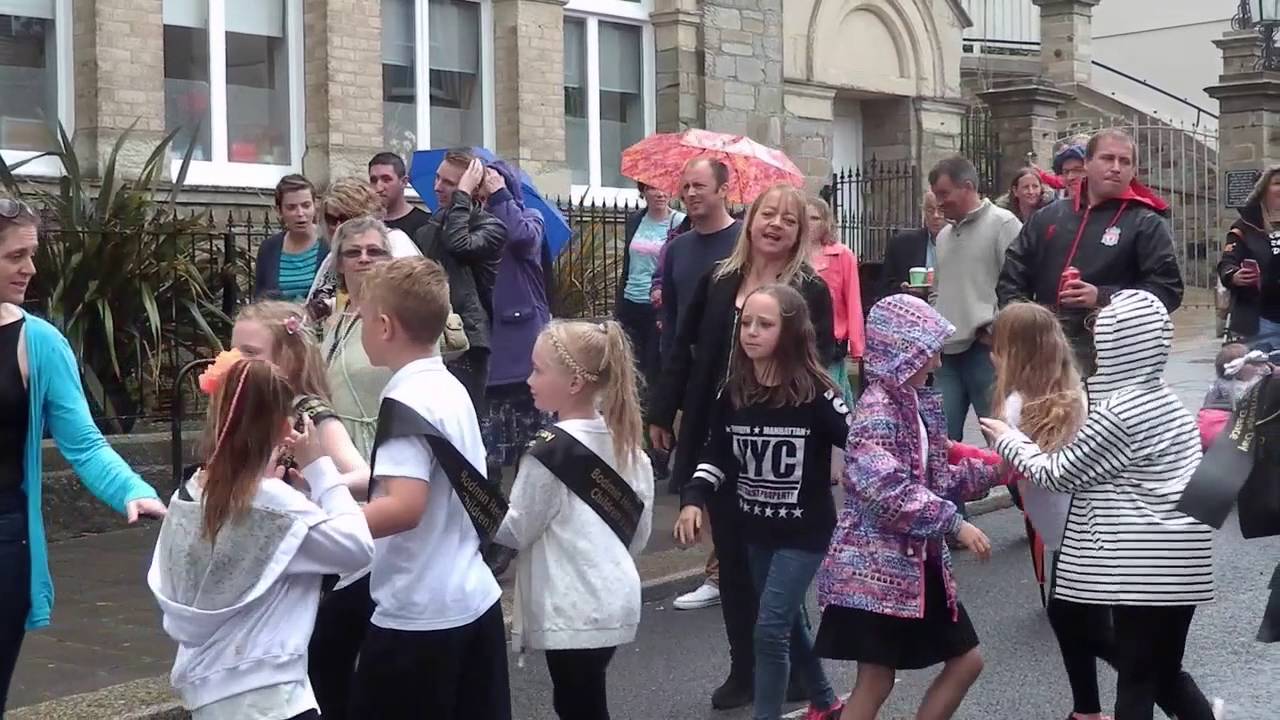Bodmin Heritage Day 2016 - The Childrens Dance - YouTube