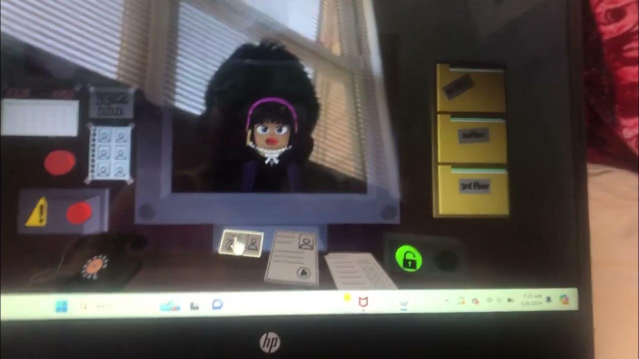 Playing that’s not my blocky neighbor - YouTube